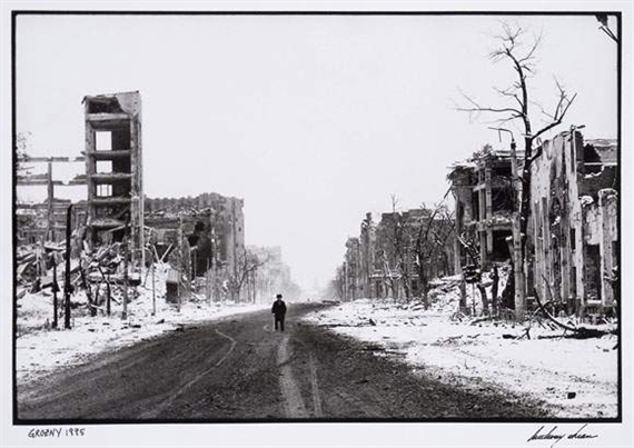 Anthony Suau | 3 Artworks at Auction | MutualArt