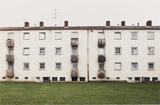 Thomas Ruff | Haus no. 3 II (1989) | MutualArt