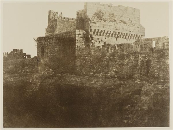 Louis de Clercq | Kalaat-El-Hosn, Parois intérieures (1860) | MutualArt