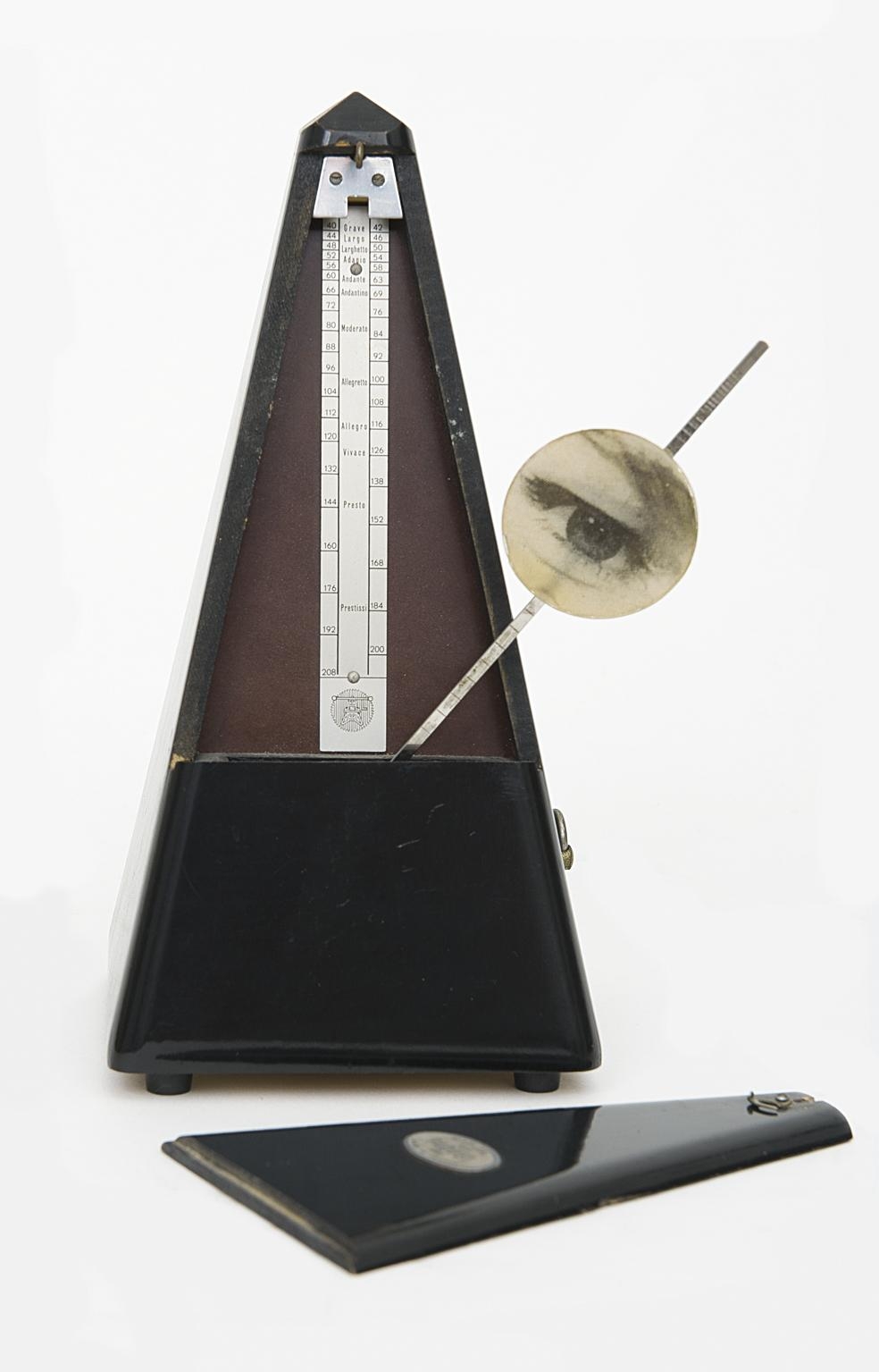 Man Ray | MOTIF PERPÉTUEL (OBJET INDESTRUCTIBLE) (1971) | MutualArt