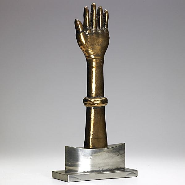 Unknown | Hand sculpture (Circa 1960) | MutualArt