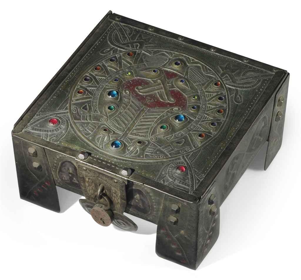 Alfred-Louis-Achille Daguet | A Jeweled Repoussée Metal Box (Circa 1904 ...