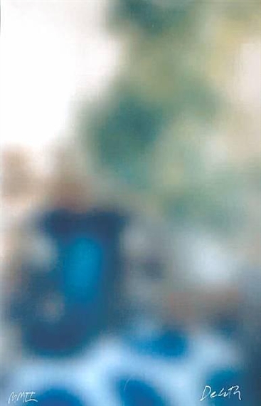 Iris de Ath | The photographer George Roussos (2001) | MutualArt