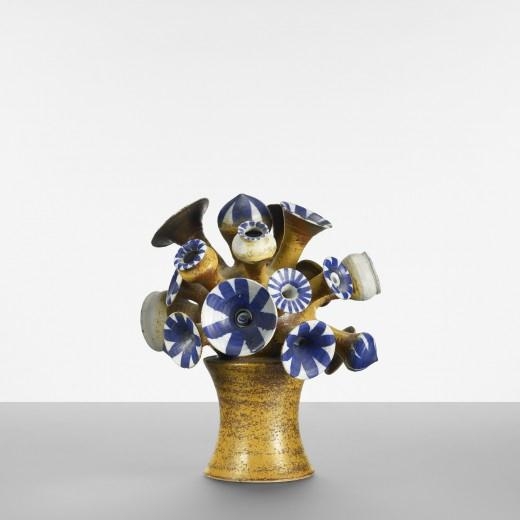 Lisa Larsen | Performance at Auction | MutualArt