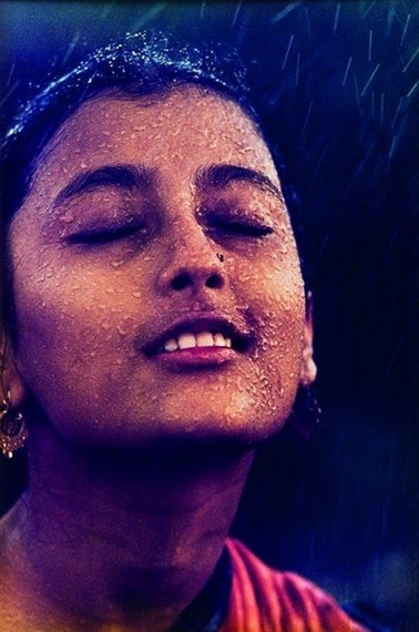 Brian Brake | Indian Girl in Early Monsoon Rains, 1960 (1960) | MutualArt