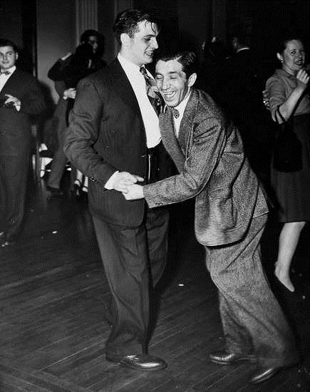 Arthur Fellig | Dancing Men (1948) | MutualArt