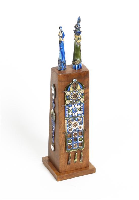 Lucinda Hubing | Russian Perfume | MutualArt