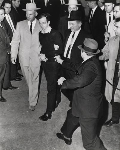 Robert H. Jackson | Jack Ruby, Dallas nightclub owner, shooting Lee ...