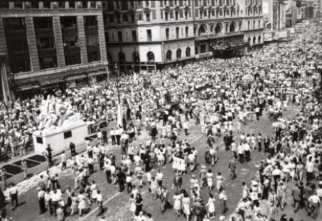 Gary Franklin | 3 Artworks at Auction | MutualArt