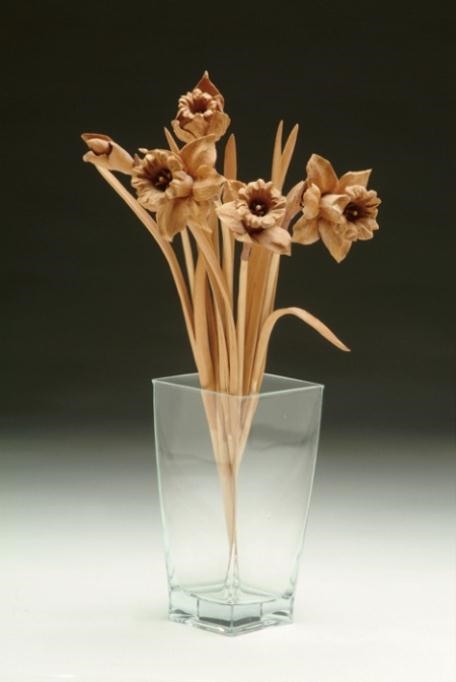 Fumio Yoshimura | A BUNCH OF FIVE DAFFODILS | MutualArt