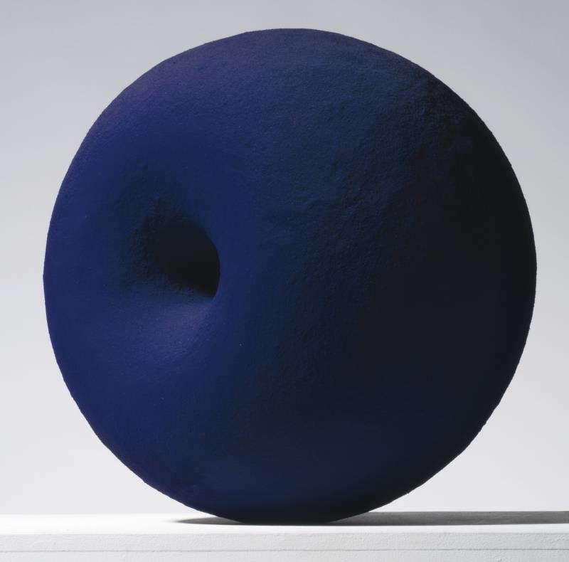 Anish Kapoor | WOUNDS AND ABSENT OBJECTS, BLUE CIRCLE (1996) | MutualArt