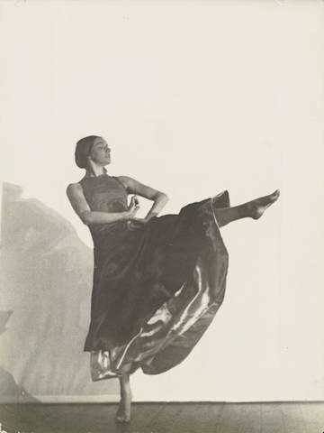 Charlotte Rudolph | AFRIKA DOERING, BERLIN (1930 - 1934) | MutualArt