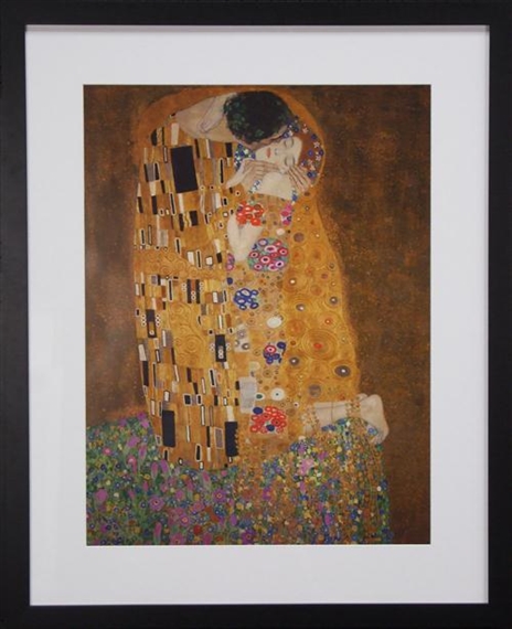 Gustav Klimt | The Kiss | MutualArt
