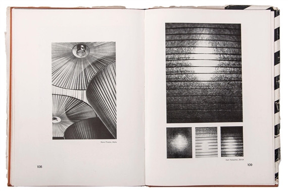 Werner Graff | 3 Artworks | MutualArt