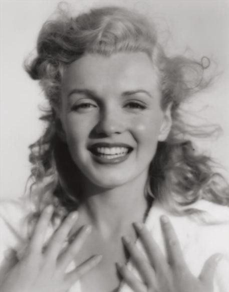 Andre de Dienes | Marilyn Monroe, Tobey Beach, 1949 (1985) | MutualArt
