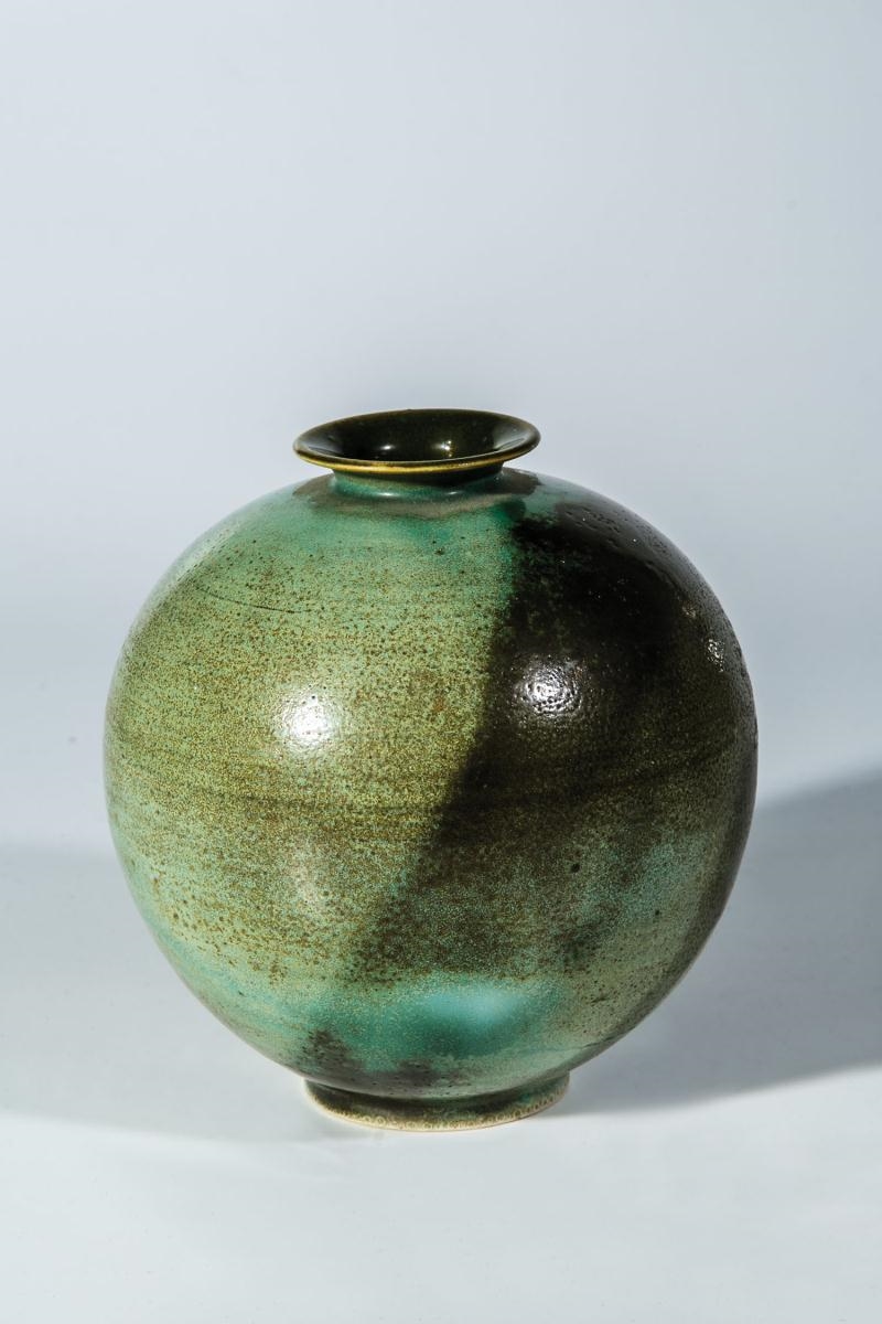 Otto Lindig | Vase (1940) | MutualArt
