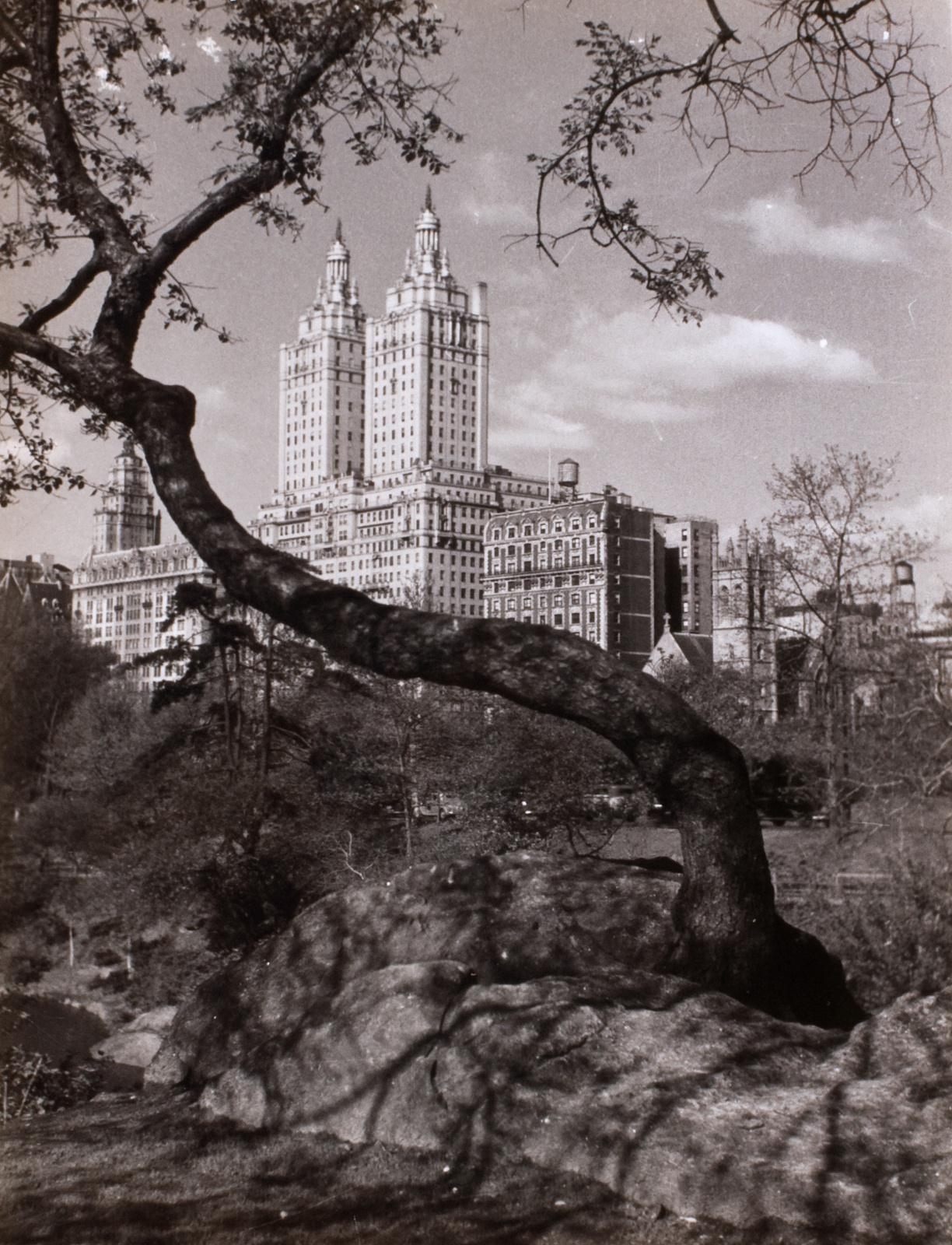 Drahomir Joseph Ruzicka | Mrakodrapy (1937) | MutualArt