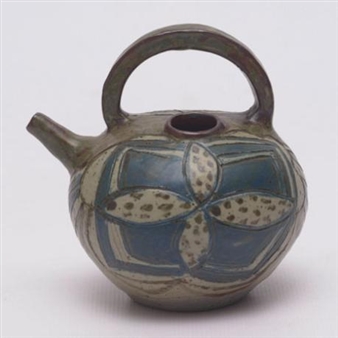 Elizabeth Mbatha | A Rorke's Drift teapot | MutualArt