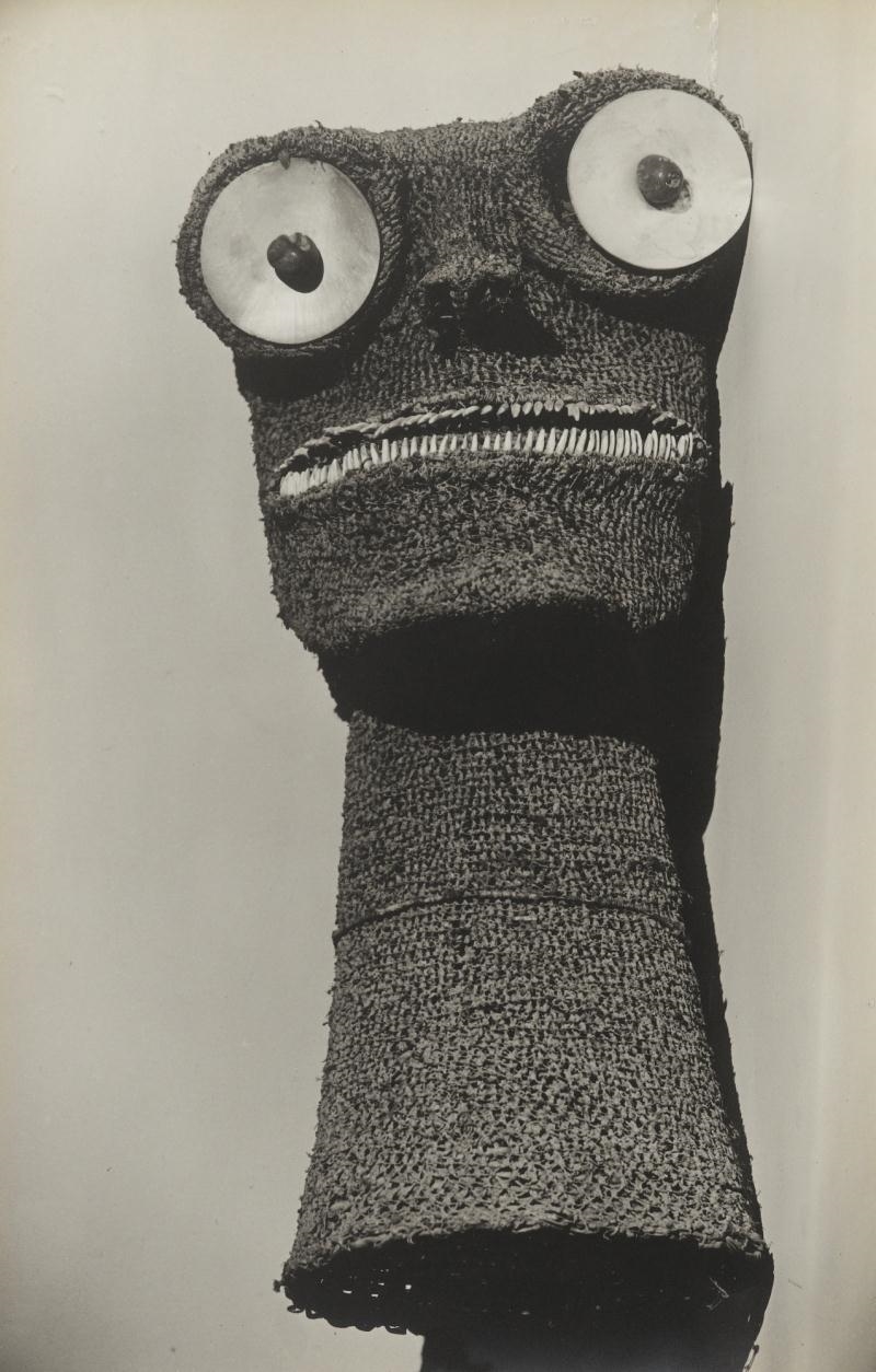 Man Ray | Figure du Dieu Kuka'Ilimoku, Îles Hawaii (Circa 1930) | MutualArt