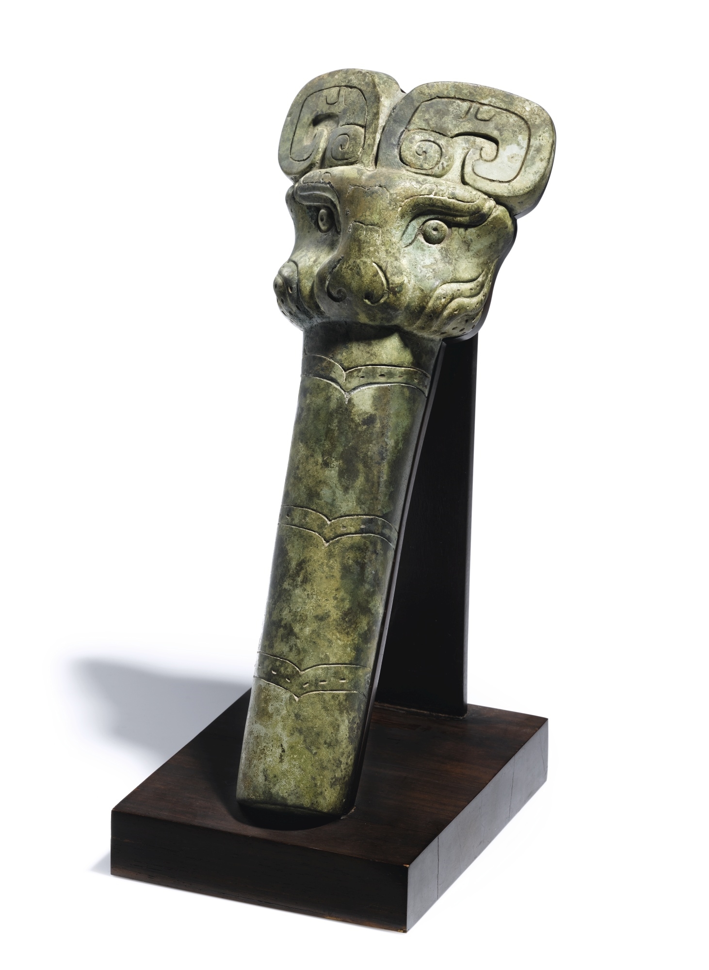 Zhou Dynasty | 'TAOTIE MASK' CHAMFRON | MutualArt