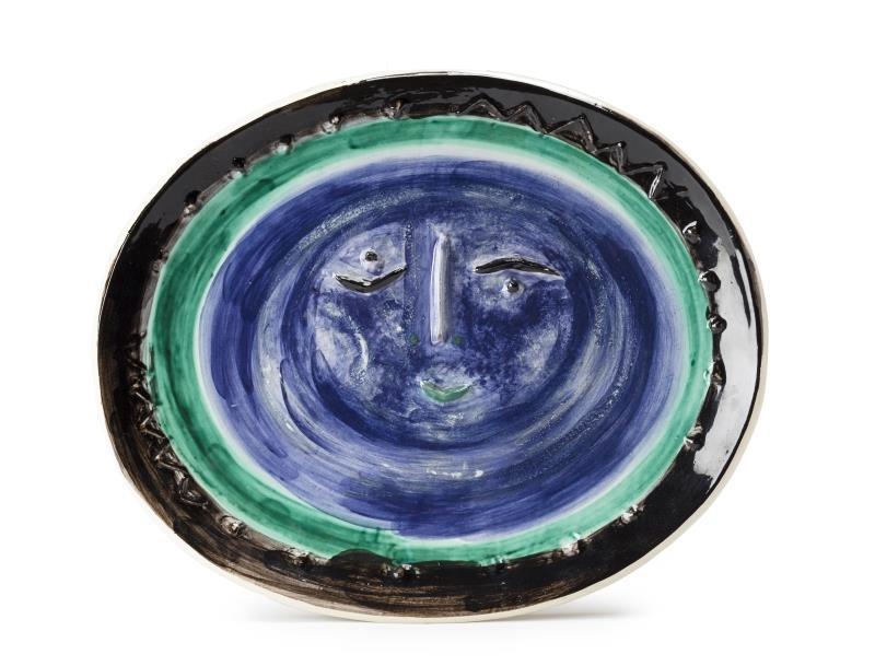 Pablo Picasso | Face in an Oval (A.R. 273) (1955) | MutualArt