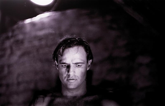 Sam Shaw | Marlon Brando Fronte del Porto (1954) | MutualArt