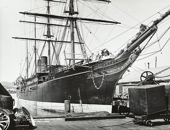 Walter Burton | 6 Artworks at Auction | MutualArt