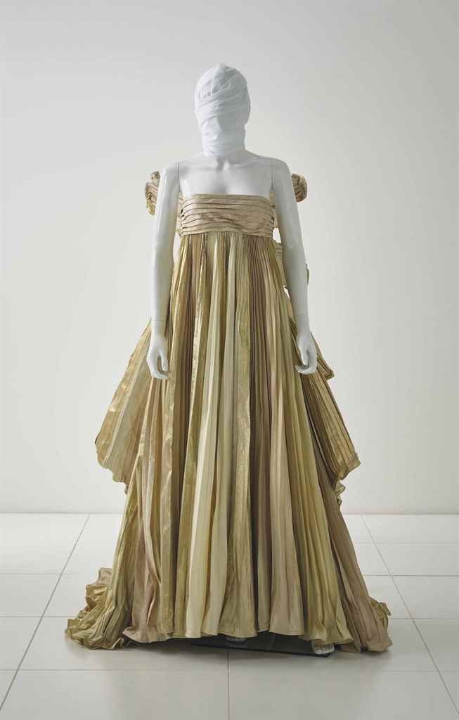 Roberto Capucci | ‘ANGEL OF GOLD’ – Angelo d’Oro (1987) | MutualArt