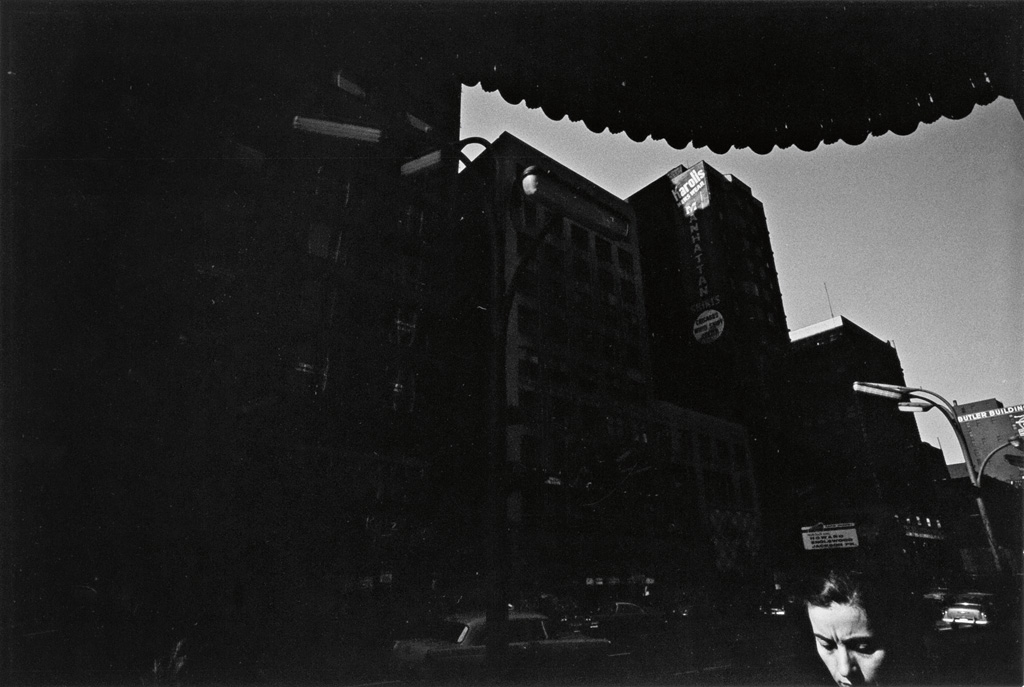 Harry Callahan | Chicago, 1950 (1997) | MutualArt