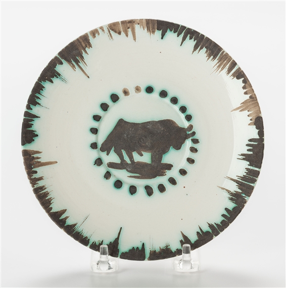 Pablo Picasso | Bull plate | MutualArt
