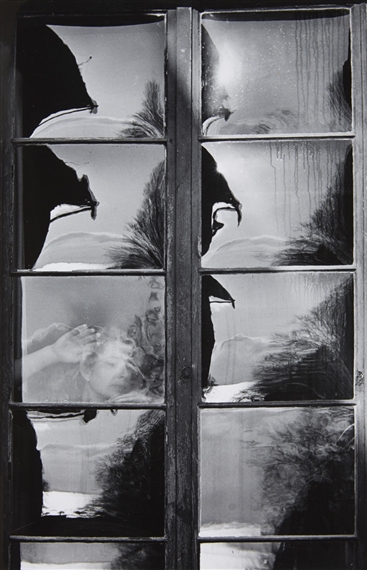 Toni Schneiders | Spiegelnde Scheiben | MutualArt