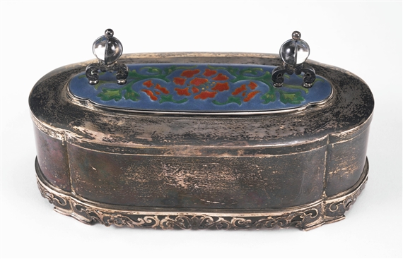 Eda Lord Dixon | A RARE COVERED BOX | MutualArt