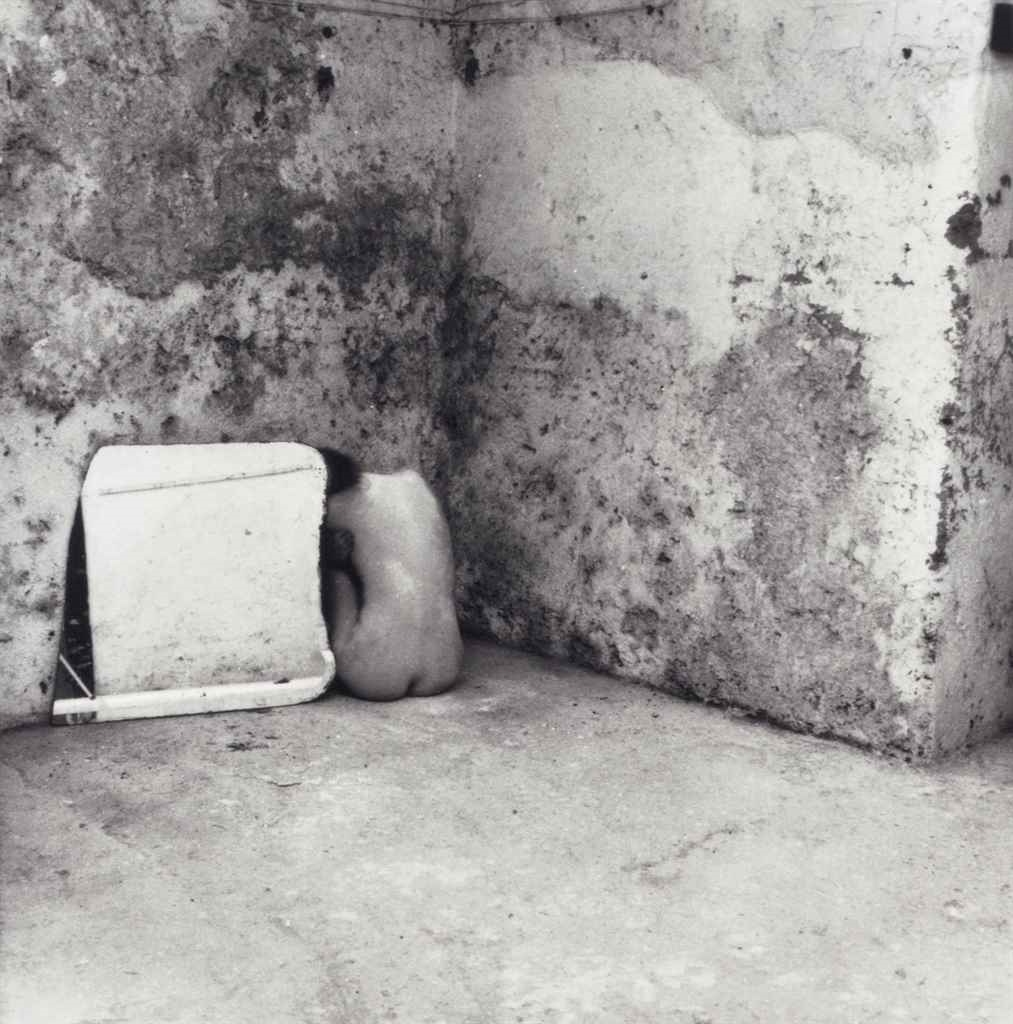 Francesca Woodman | Self-portrait with cat, New York (1980) | MutualArt