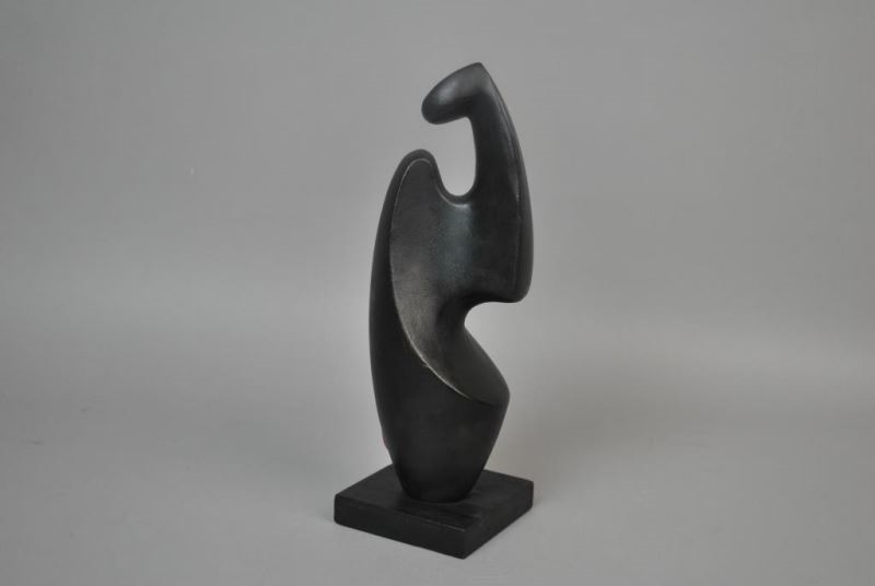 Moshe Ziffer | Motherhood | MutualArt