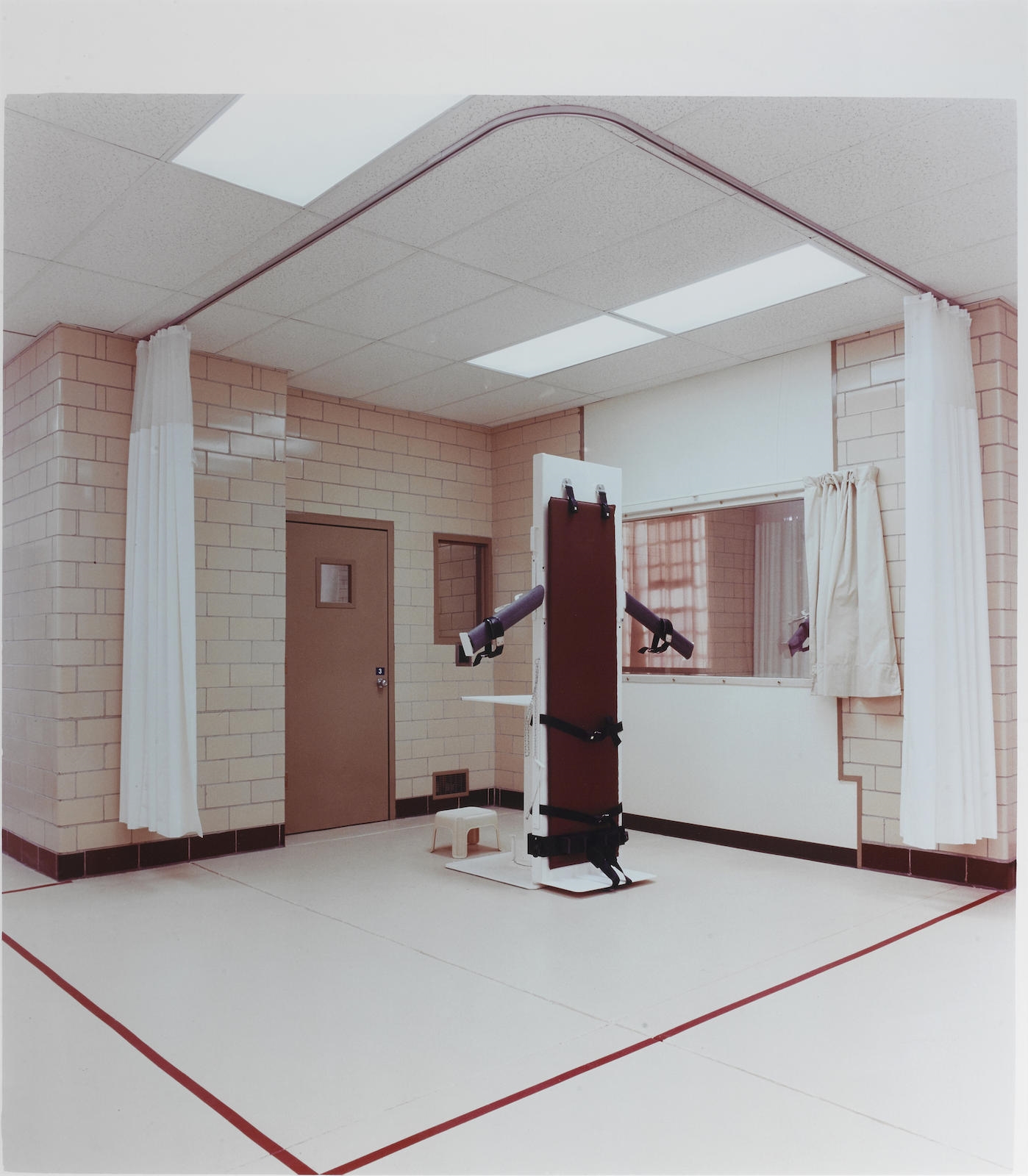 Lethal Injection Chamber