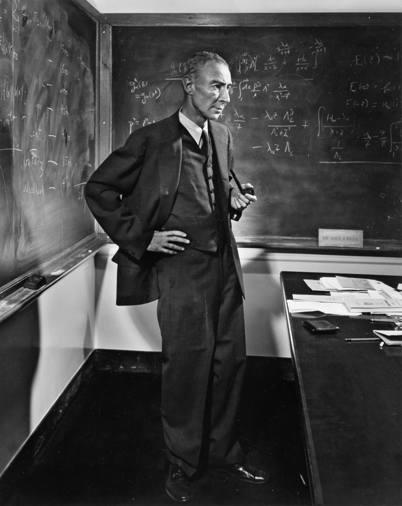 Yousuf Karsh | Robert Oppenheimer | MutualArt