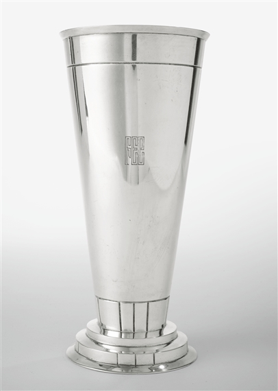 Erik Magnussen | VASE | MutualArt