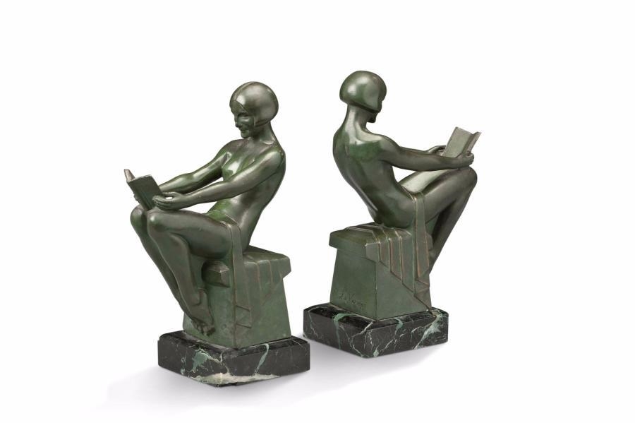 Max Le Verrier | Paire de serre livres en régule à patine verte ...