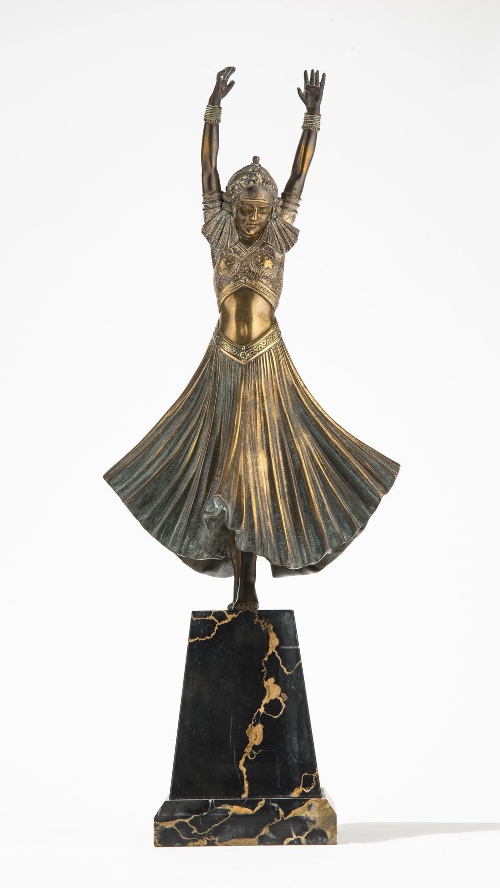 Demétre H. Chiparus | Danseuse hindoue | MutualArt