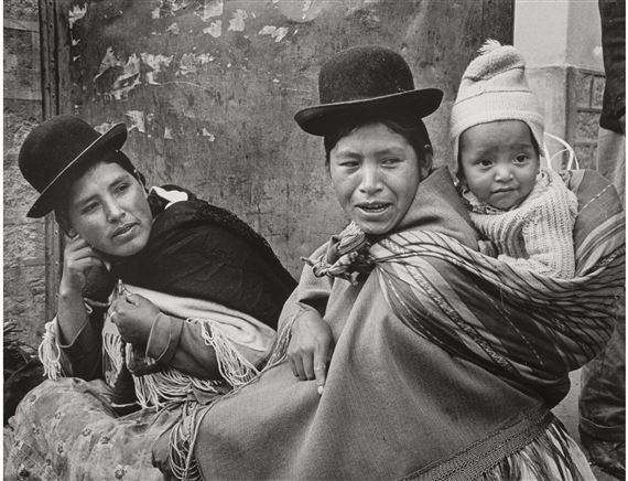 Gordon Converse | Indian women at world's highest capitol, La Paz ...