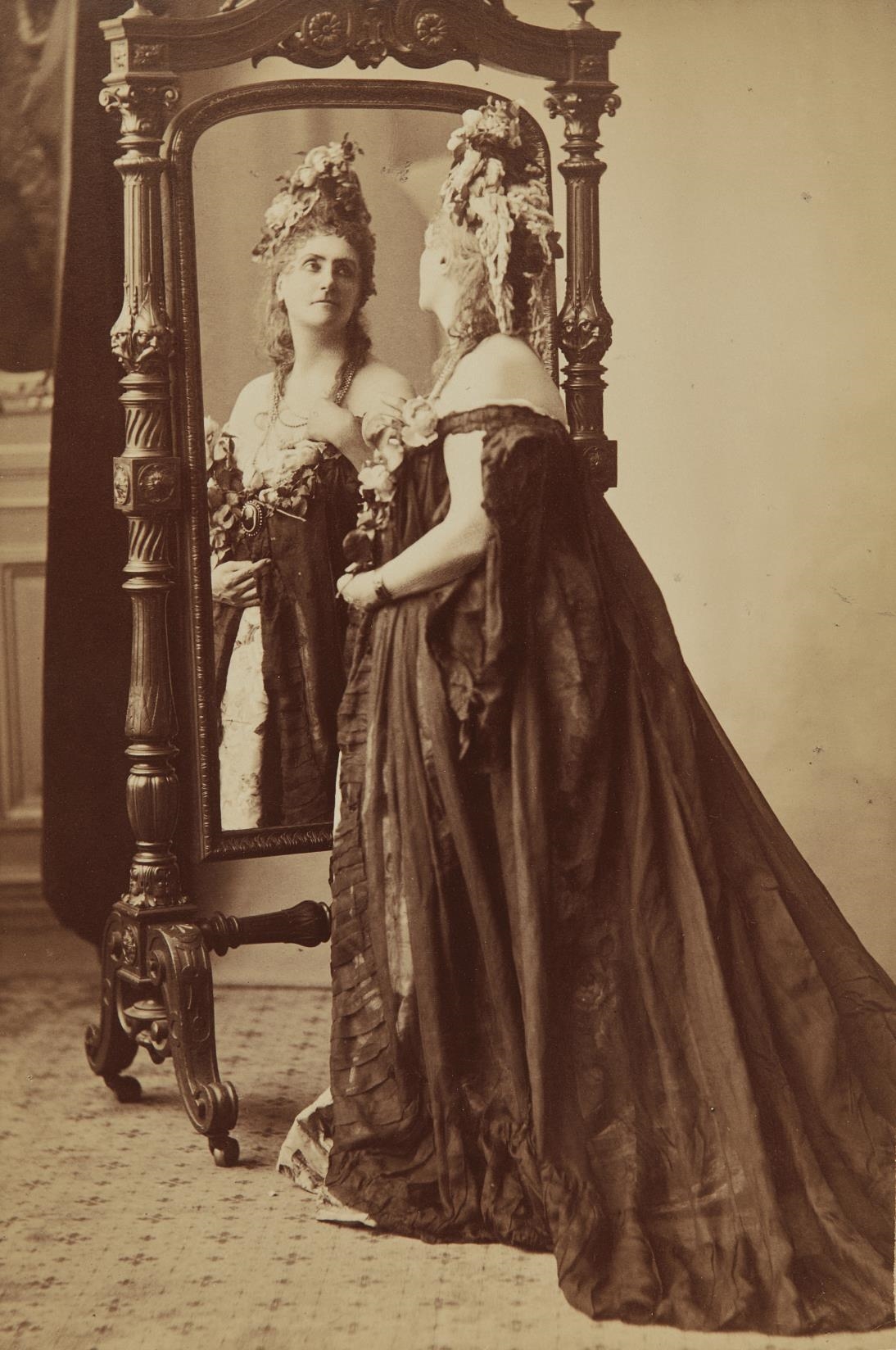 Pierre-Louis Pierson | Rose de Compiegne, Portrait of the Countess of ...