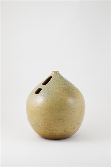 Juliet Peter | Stoneware Branch Pot | MutualArt