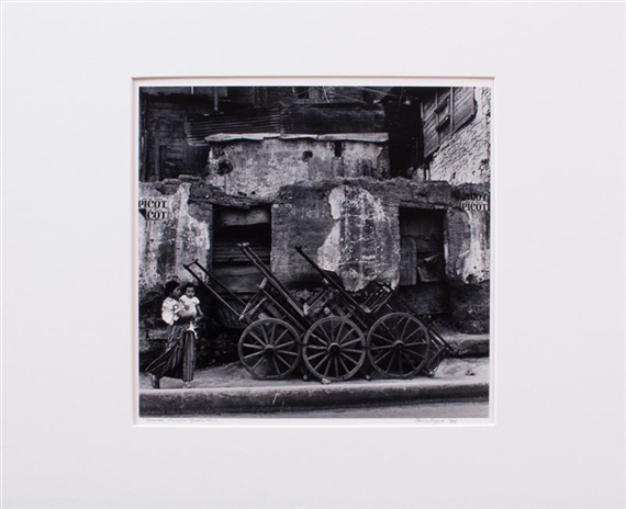 Mario Algaze | CARRETAS, CIUDAD GUATEMALA (1975) | MutualArt