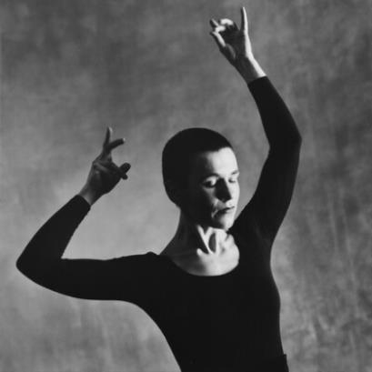 Stuart McIntyre | 22 Artworks at Auction | MutualArt