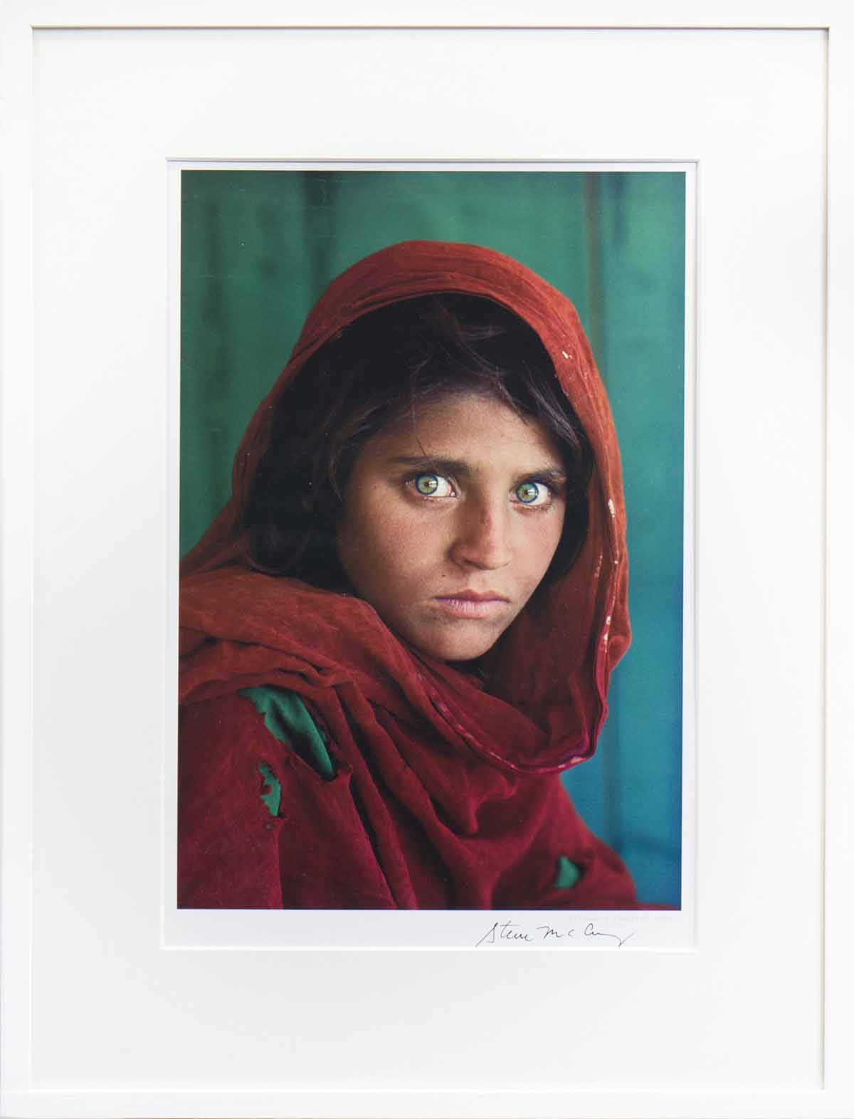 Steve McCurry | Sharbat Gula, Afghan girl, Pakistan | MutualArt