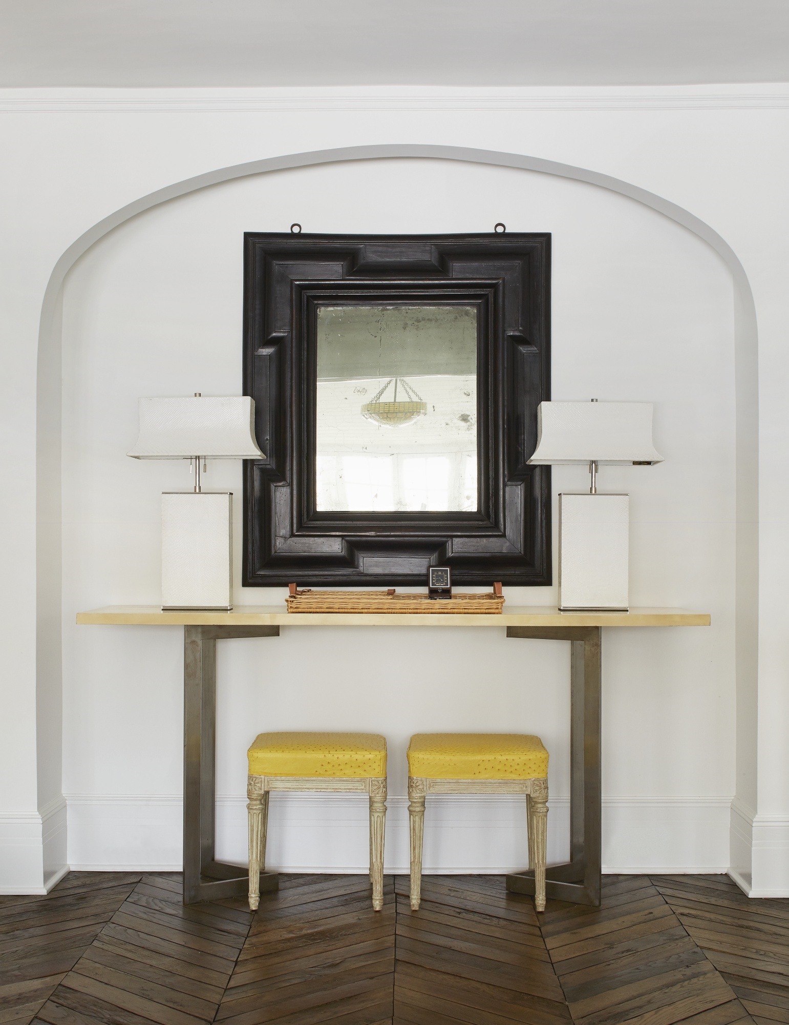 Françoise See | CONSOLE TABLE (Circa 1950) | MutualArt