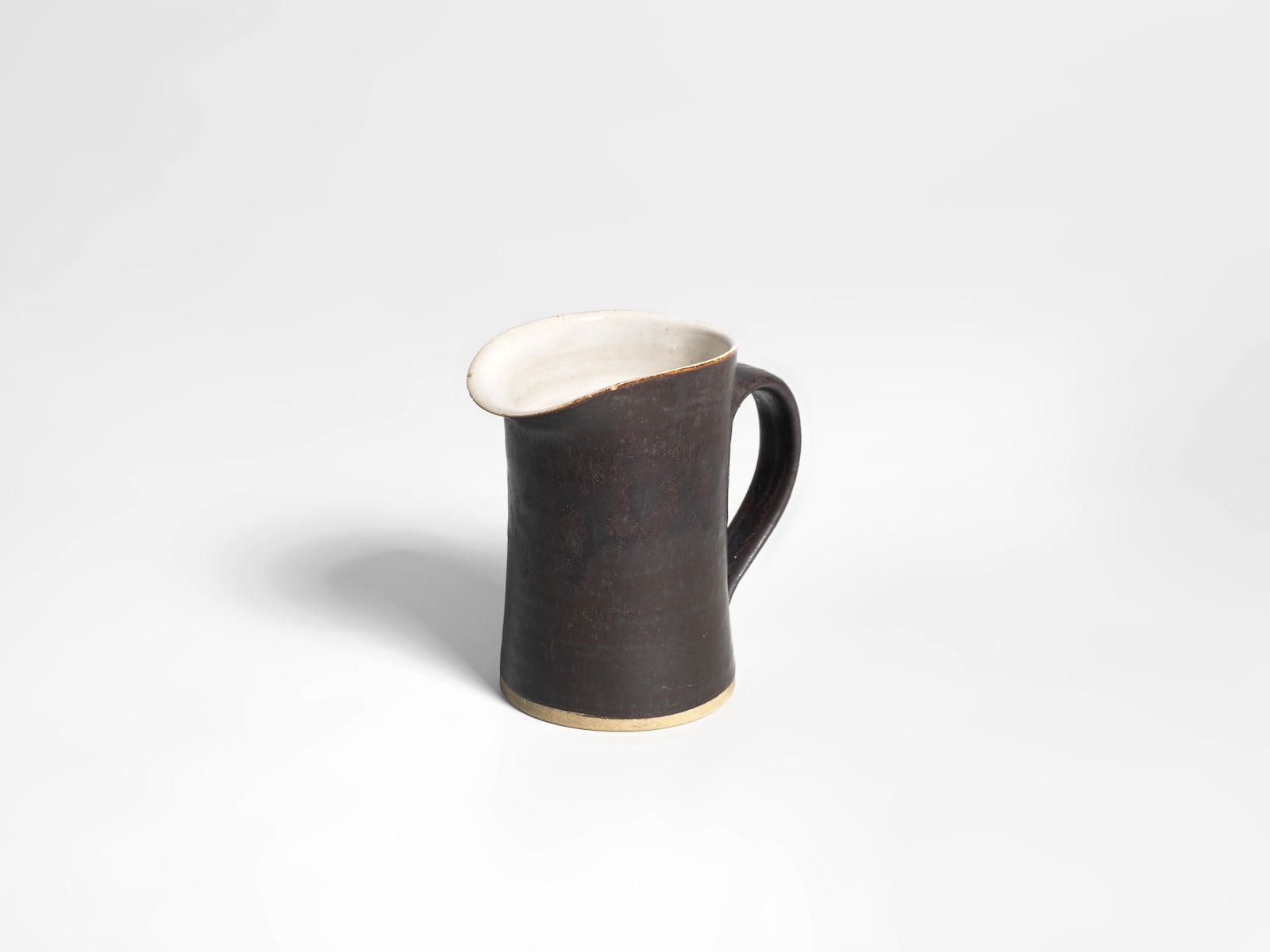 Lucie Rie | Dame Lucie Rie (1902-1995) circa 1983, squashed oval, pale ...