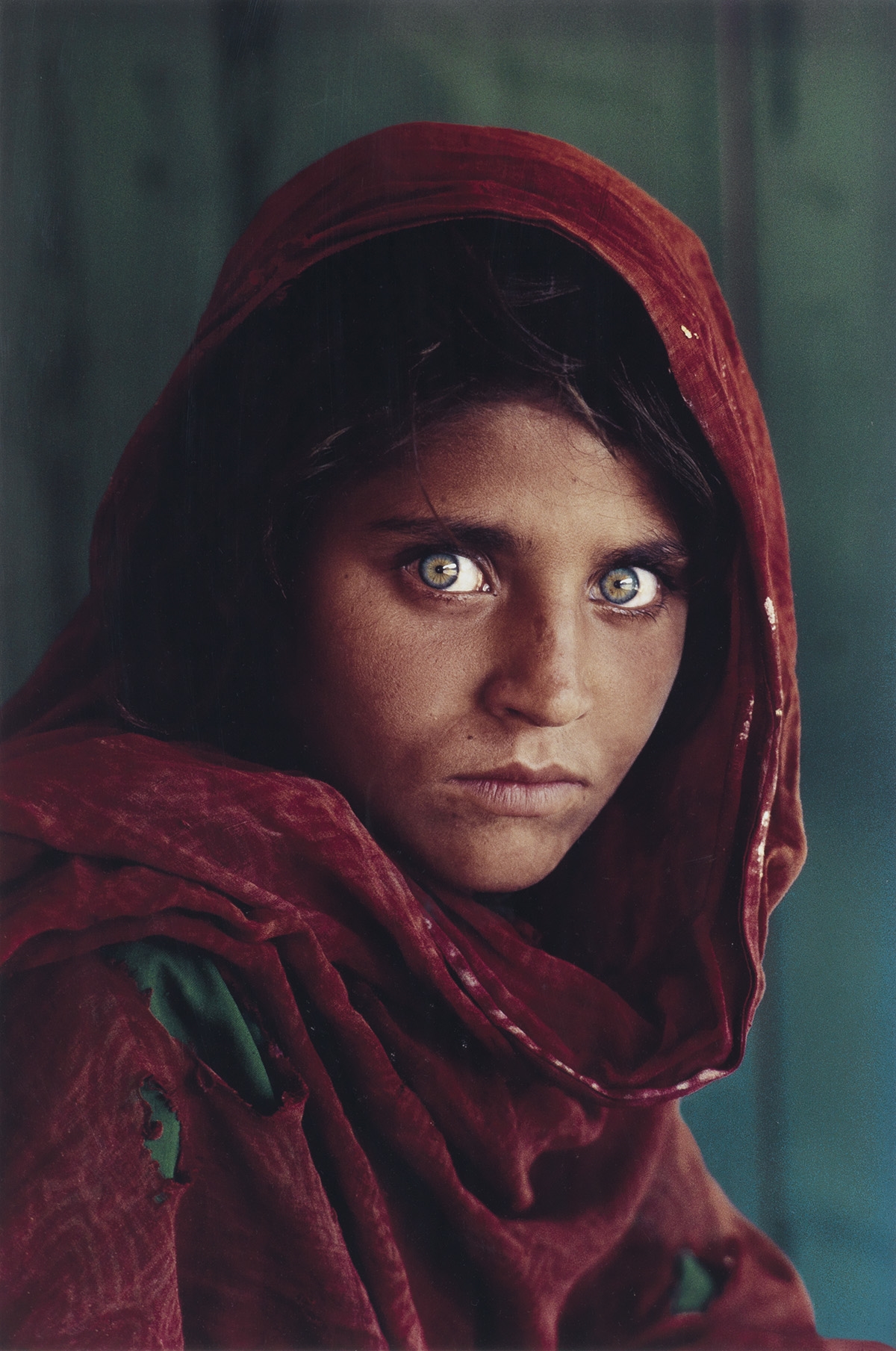 Steve McCurry | ”Afghan Girl”. (1984) | MutualArt