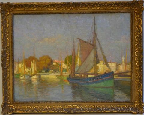 Henri Eugène Callot | BATEAUX DEVANT LE PORT ANIMÉ | MutualArt