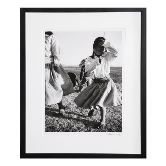 Anne Menke | Performance at Auction | MutualArt